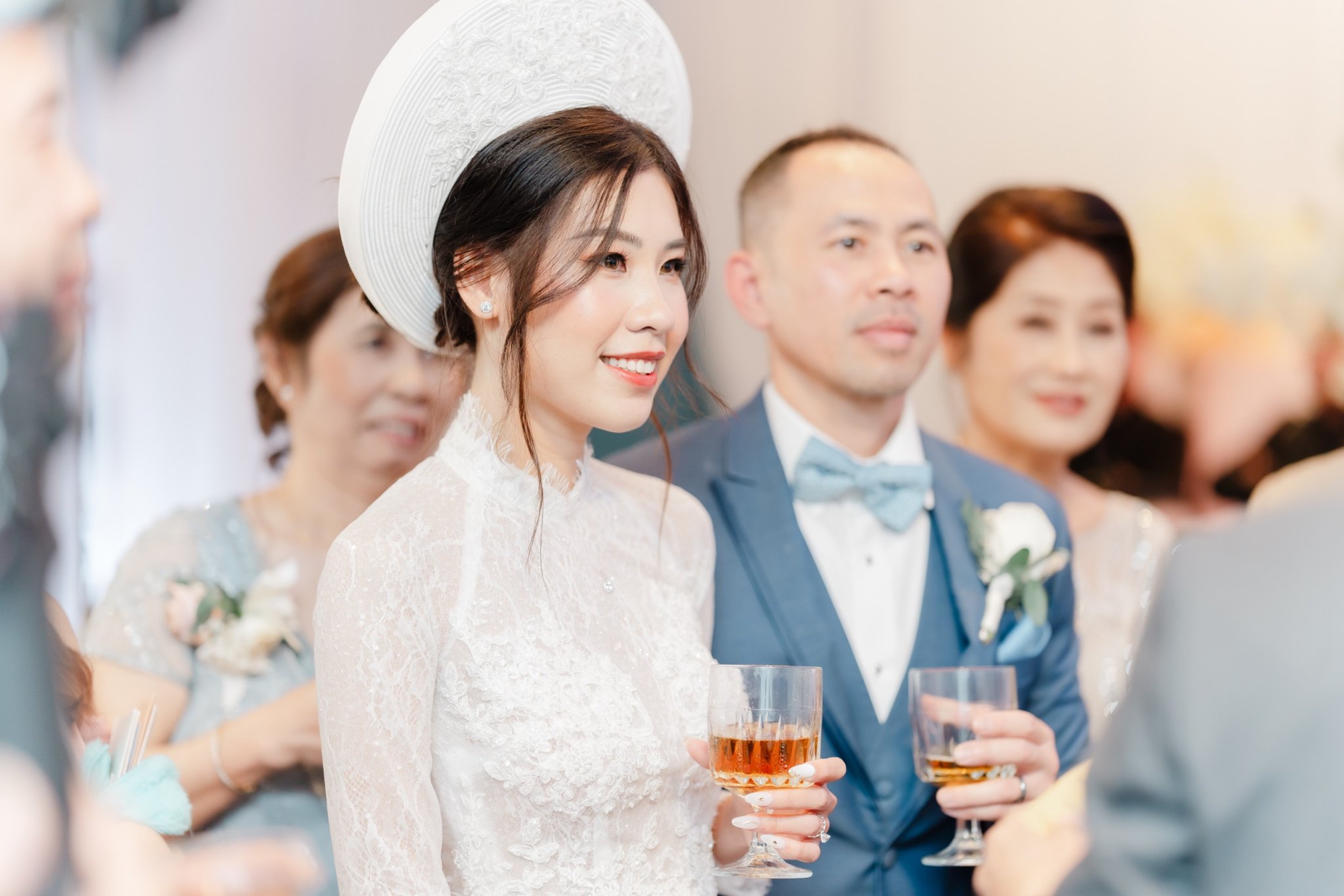 Modern bridal Ao Dai: Contemporary traditional beauty of overseas ...